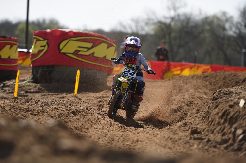 EIDAN STEINBRECHER - DAILY BREAD - Motoplayground