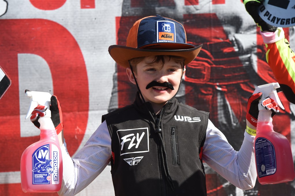 EASTON GRAVES - Spring A Ding Ding 2022 Recap - Motoplayground