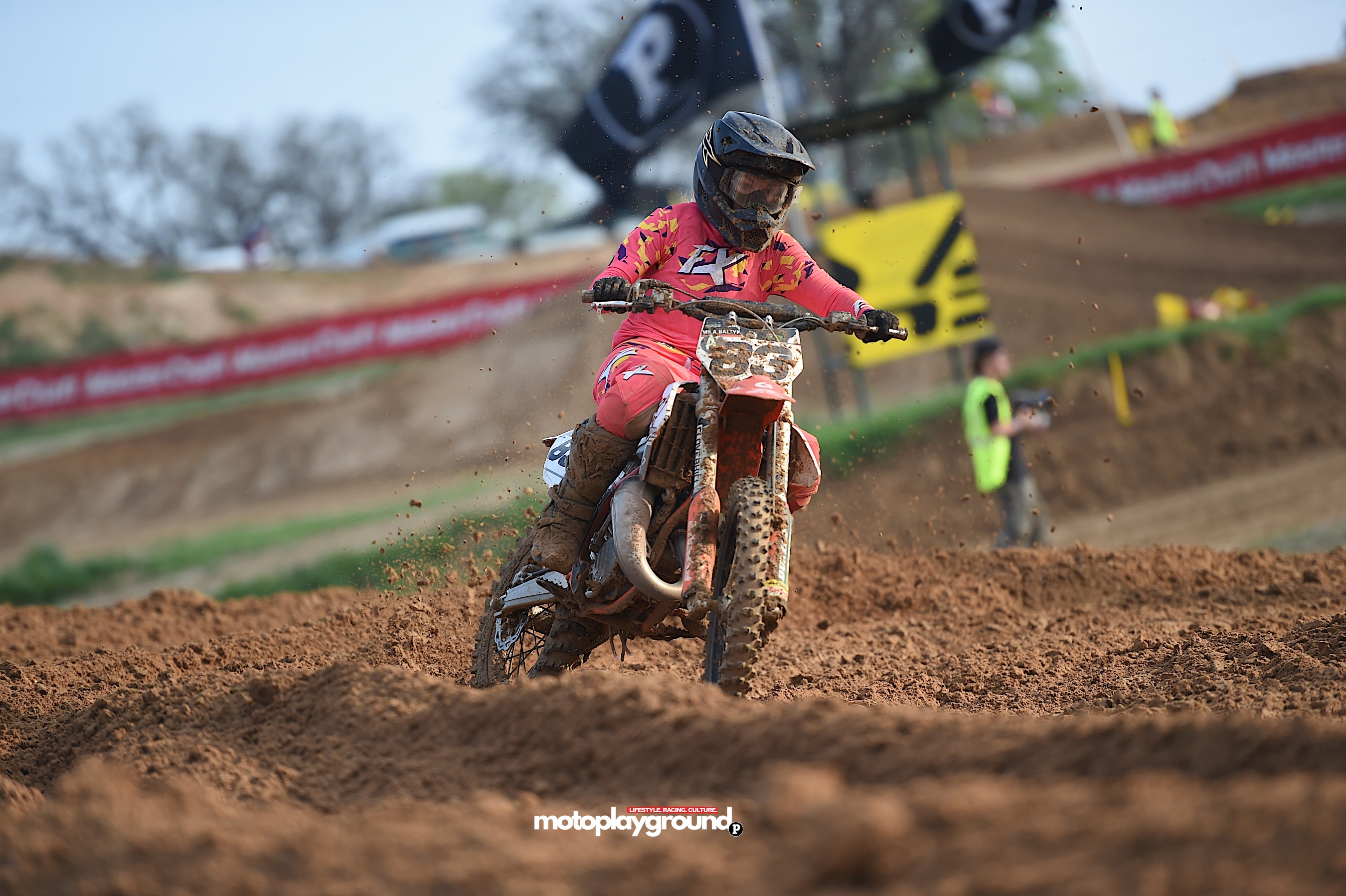 THE DING 2024 - MILA BALTYK - Motoplayground